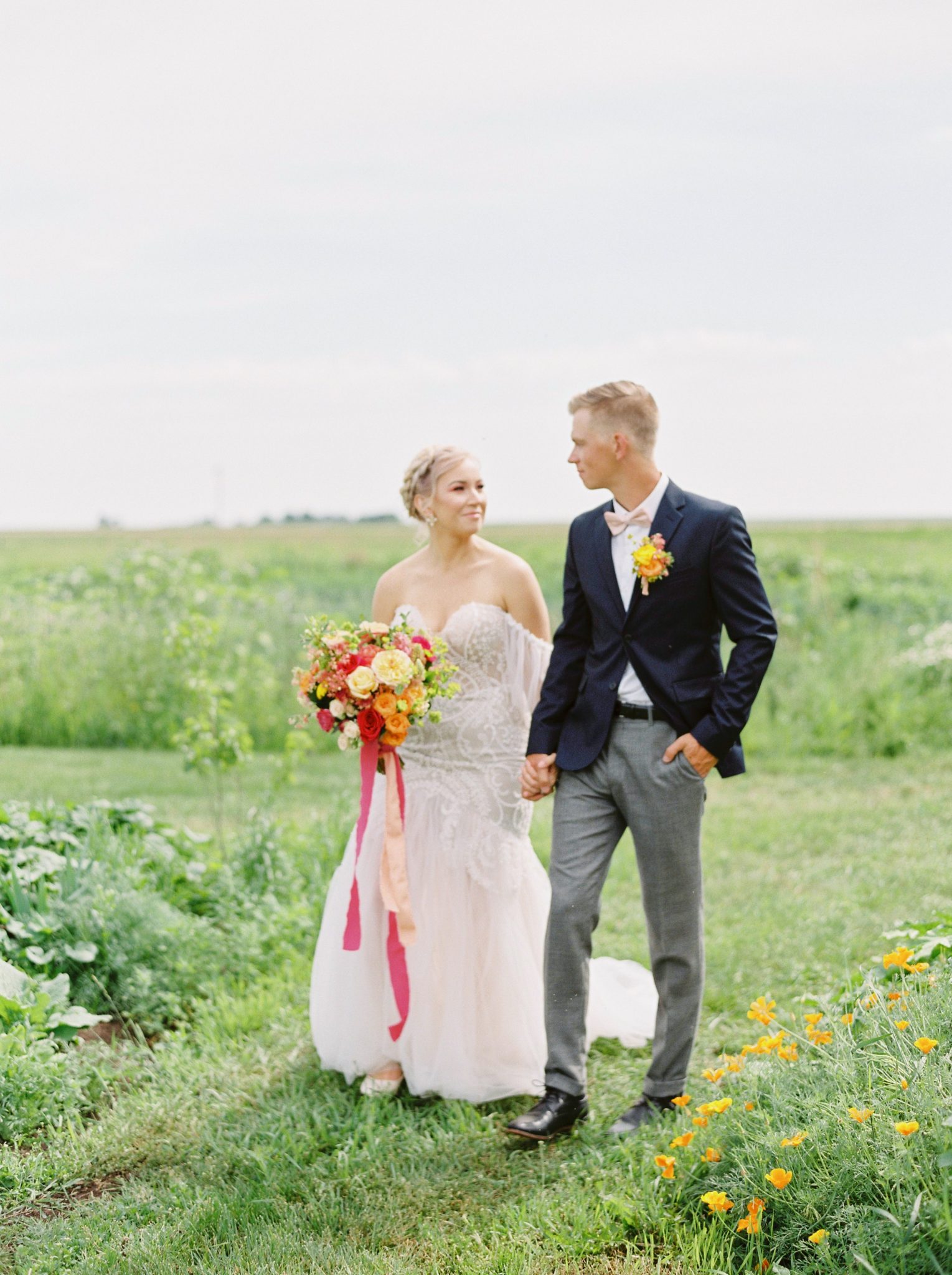 Vibrant Farmhouse Chic Wedding Inspiration at the Gathered Farm ...