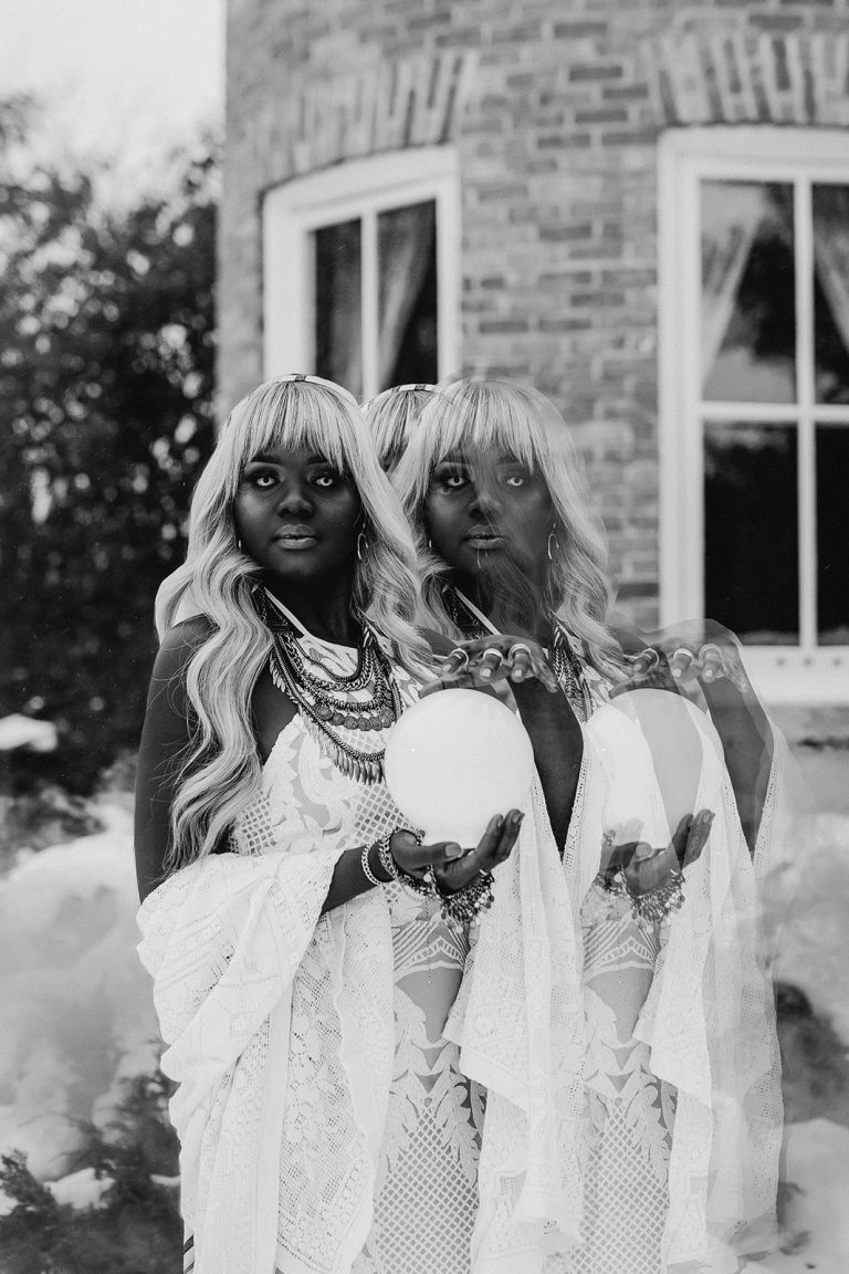 The Oracle at Cronquist House // A Haunted Halloween Inspiration Shoot ...