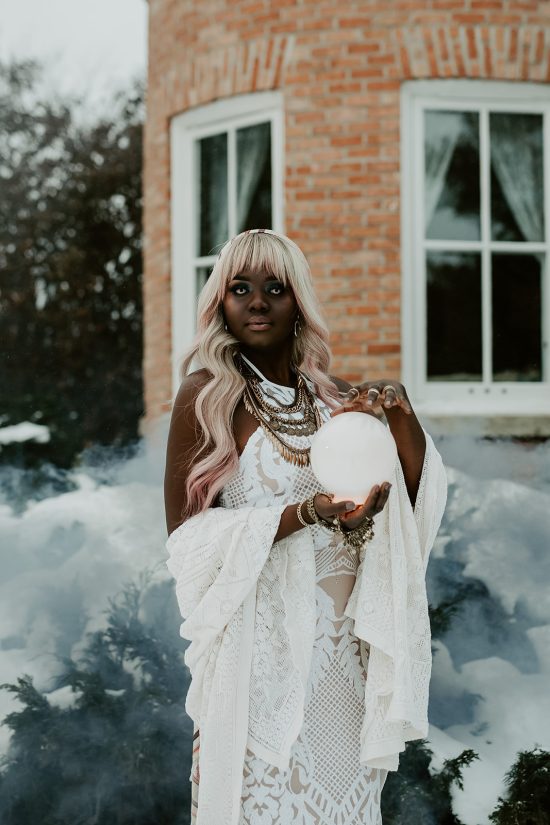 The Oracle at Cronquist House // A Haunted Halloween Inspiration Shoot ...