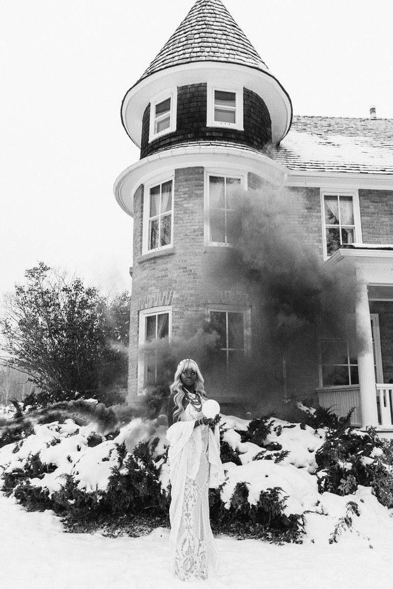 The Oracle at Cronquist House // A Haunted Halloween Inspiration Shoot ...