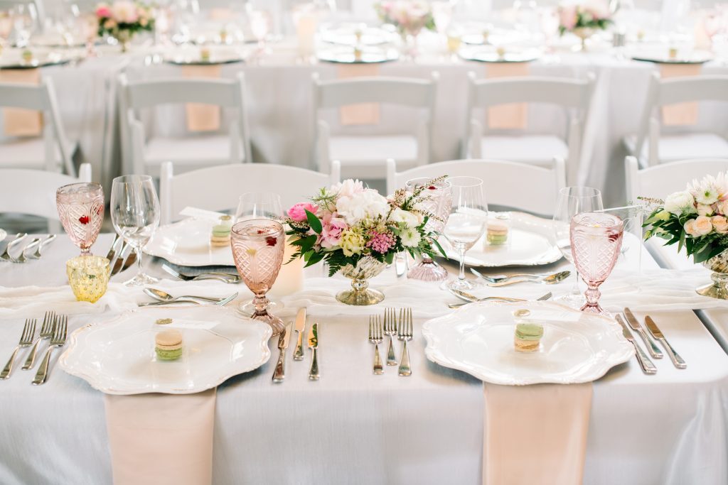 Tips for Designing a Beautiful Wedding Tablescape | Brontë Bride