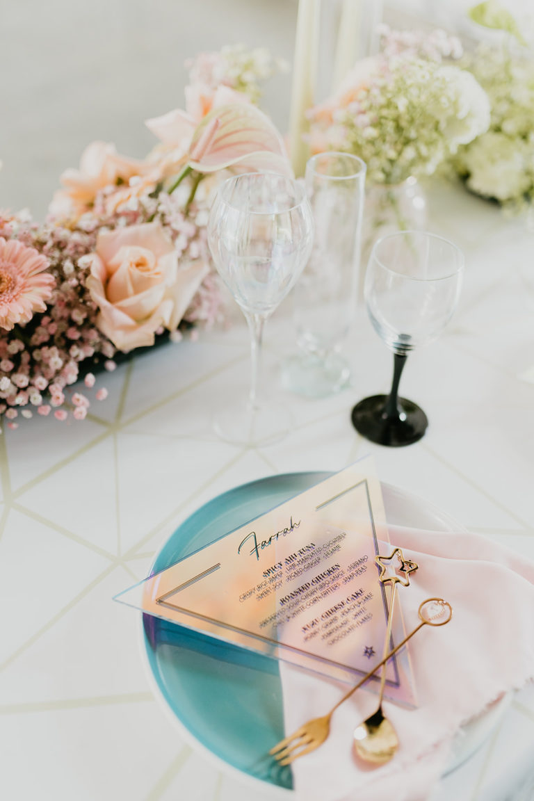 This Crazy in Love Holographic Wedding Inspiration Will Make All Your ...