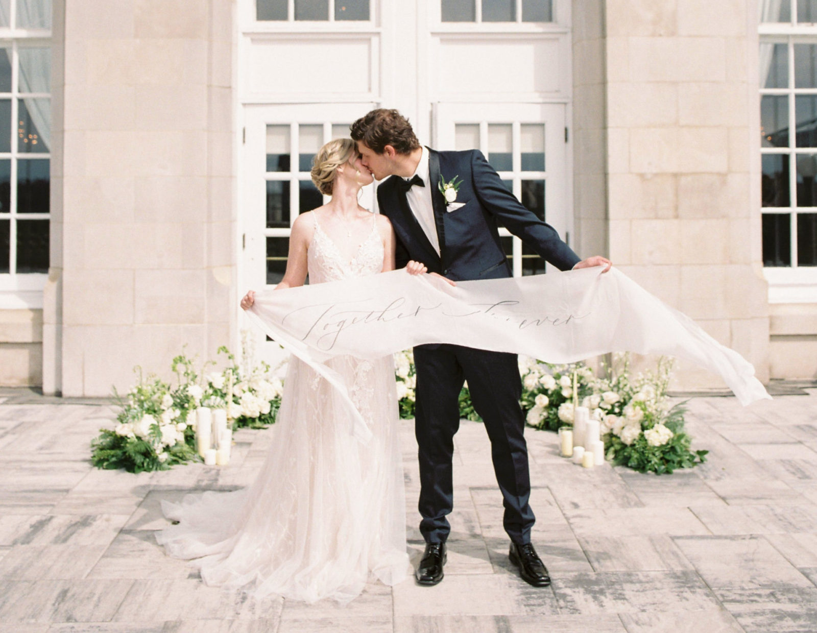 6 Simple Ways to Thank Your Amazing Wedding Vendors | Brontë Bride