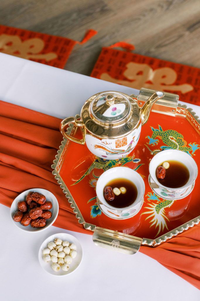 This Traditional Meets Modern Wedding Inspiration Celebrates Rich Asian ...