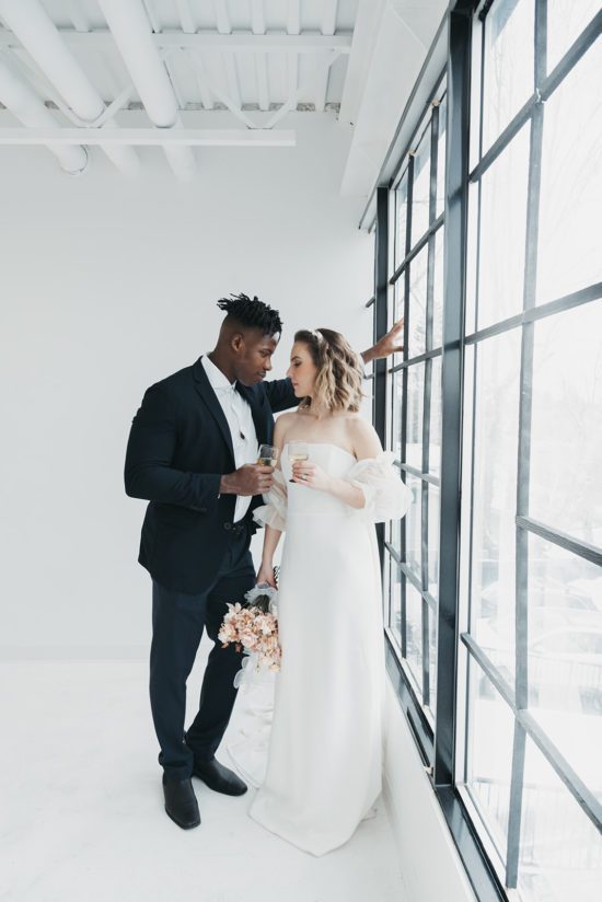 Chic Studio Wedding Inspiration with Accents in Champagne & Caramel ...