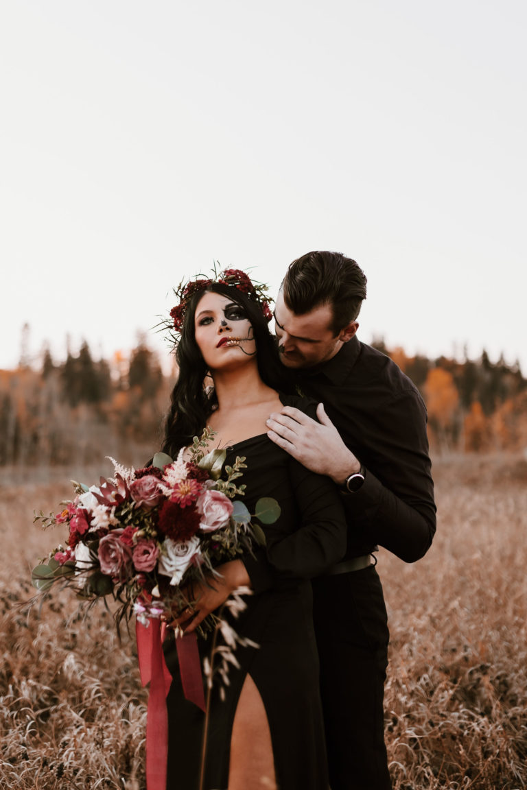 Moody & Sultry Skull Halloween Inspiration With a Couple That Slays ...