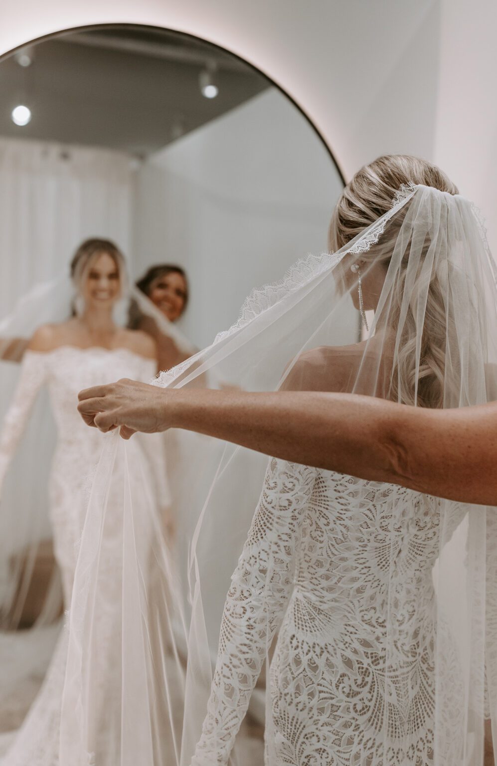 Enjoy an Incredible Bridal Appointment with These 6 Important Tips ...