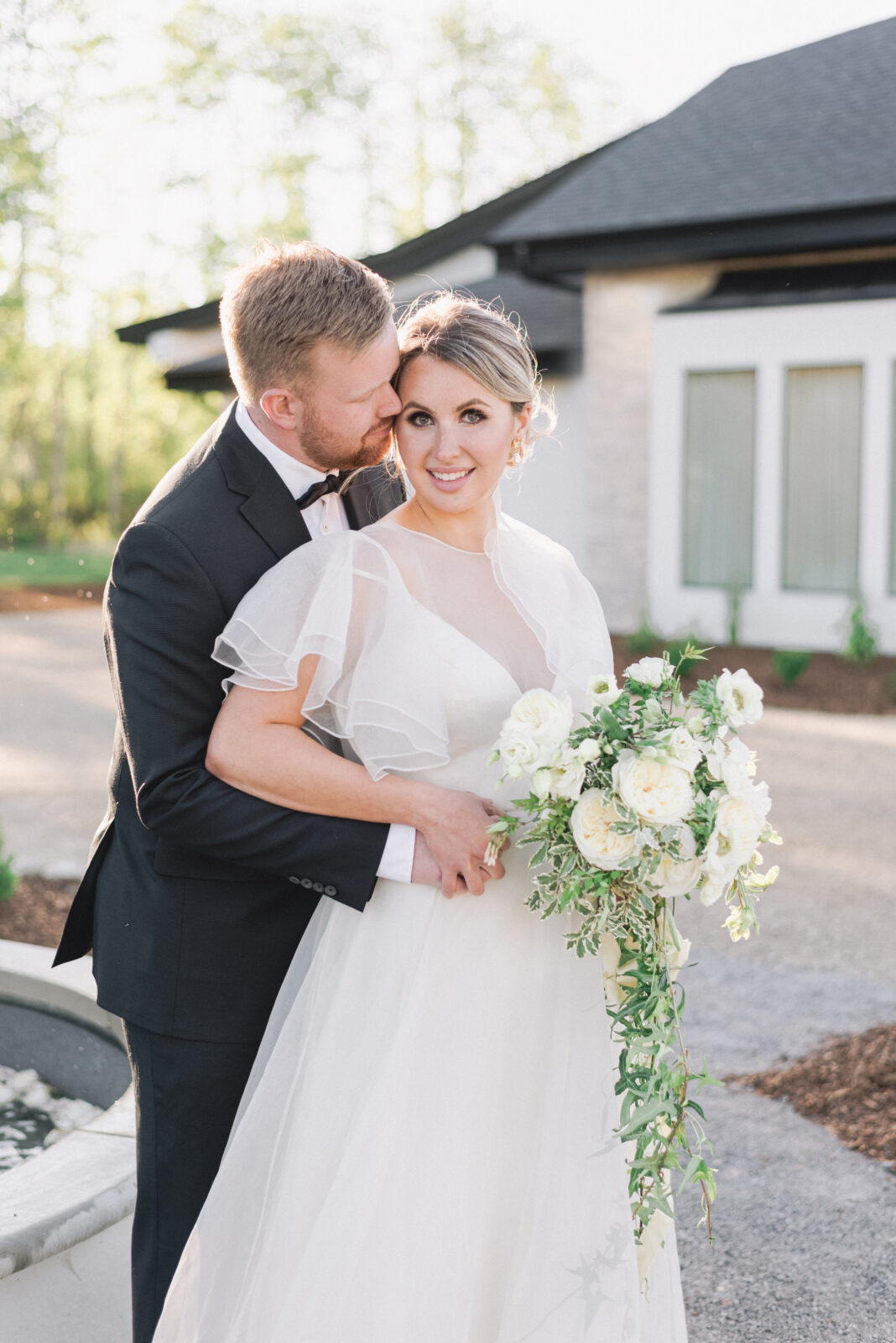 Fine Art Meets Cottage Core Wedding Inspiration for Summer